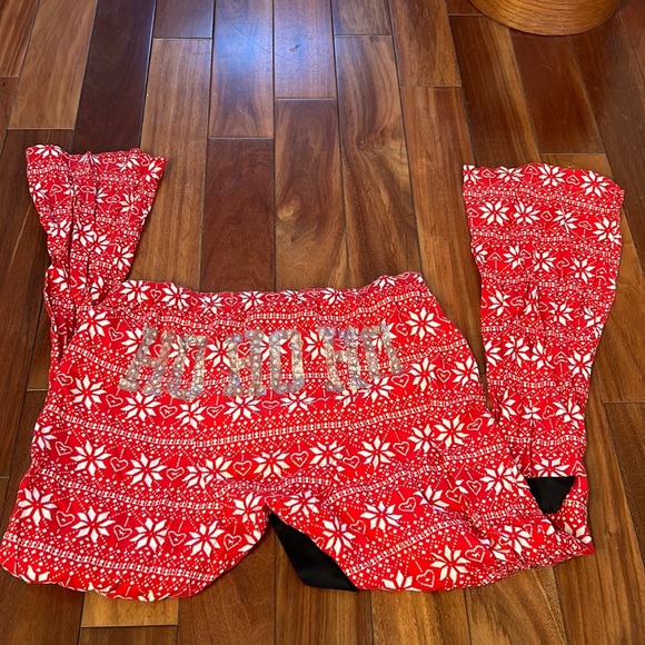 PINK Victoria's Secret | Intimates & Sleepwear | Snowflake Pajama Pants ...